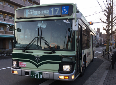 bus No. 17 | Kyoto Bus & Train Guide